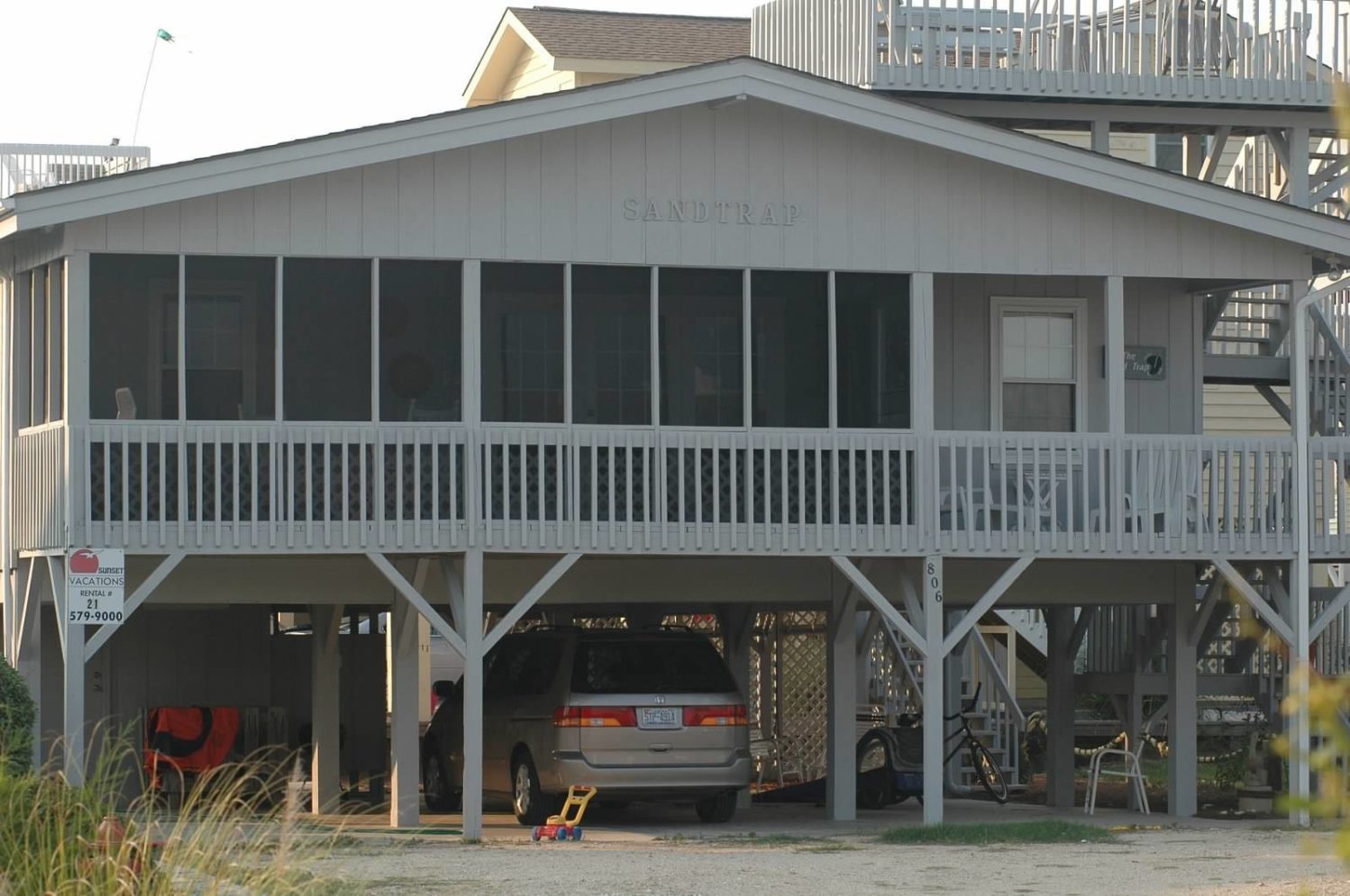 12 Fabulous Beach House Exterior Design Ideas | Allura USA