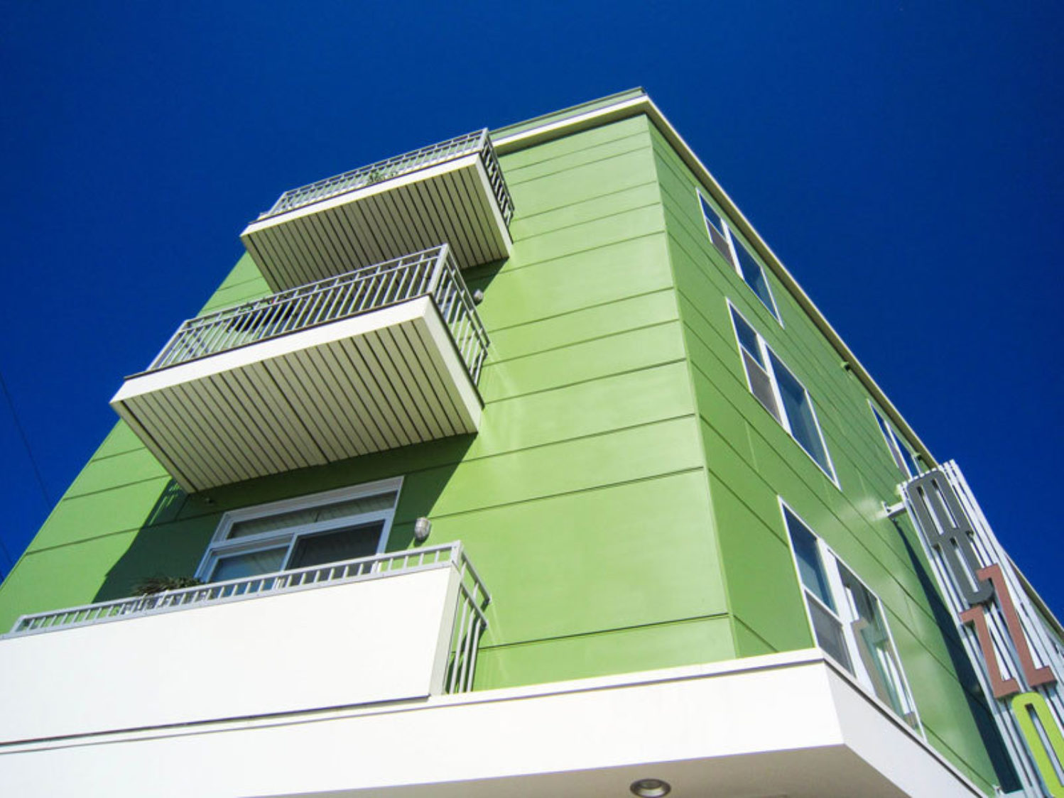 16 Stunning Green Exterior House Colors You'll Love | Allura USA