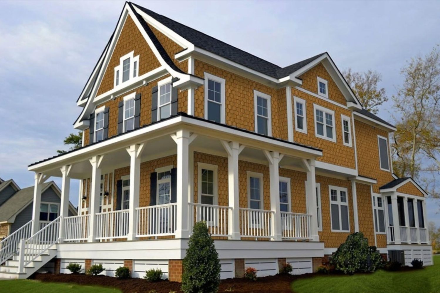 11 Fishcale Siding Home Designs and Ideas | Allura USA
