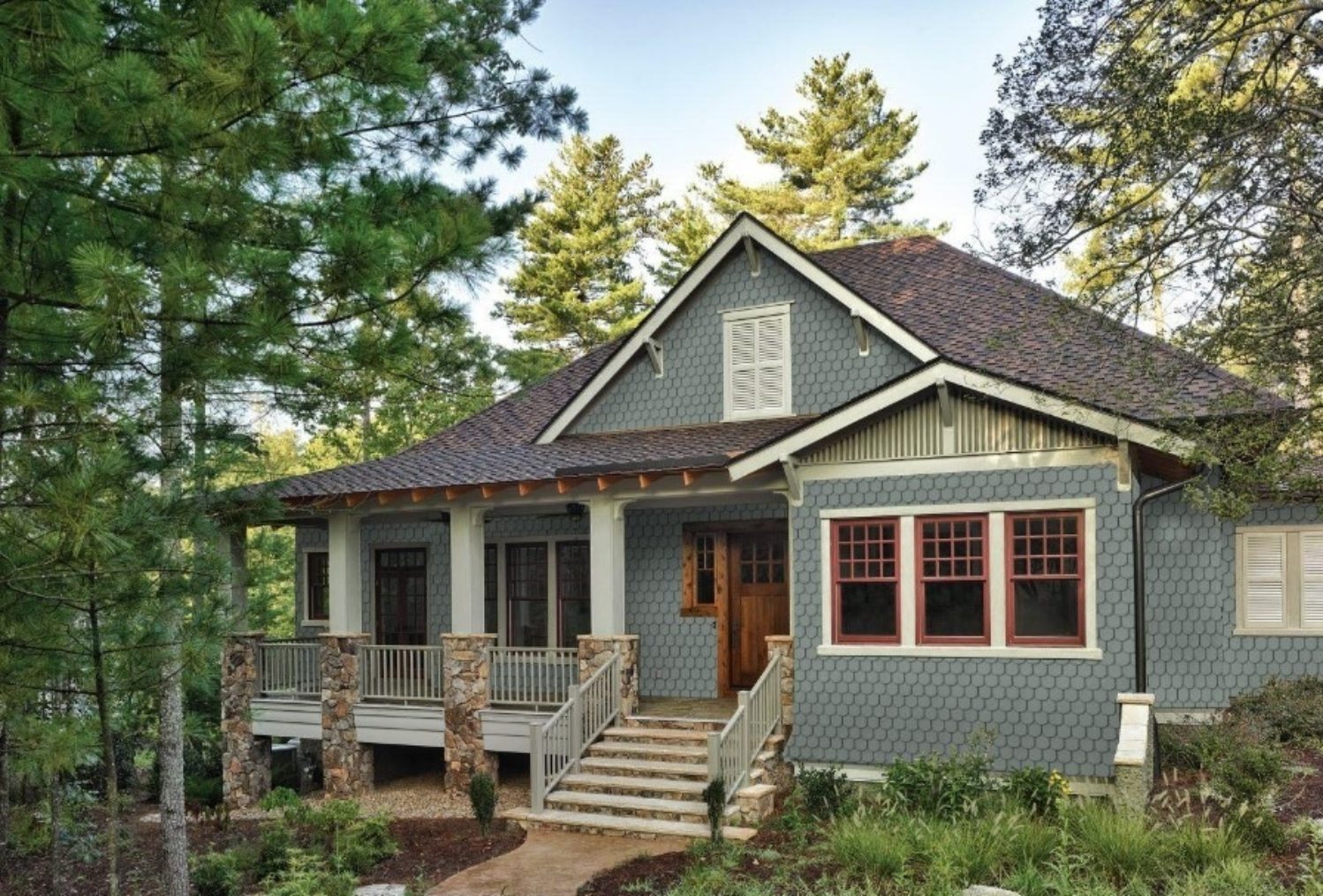 11 Fishcale Siding Home Designs and Ideas | Allura USA
