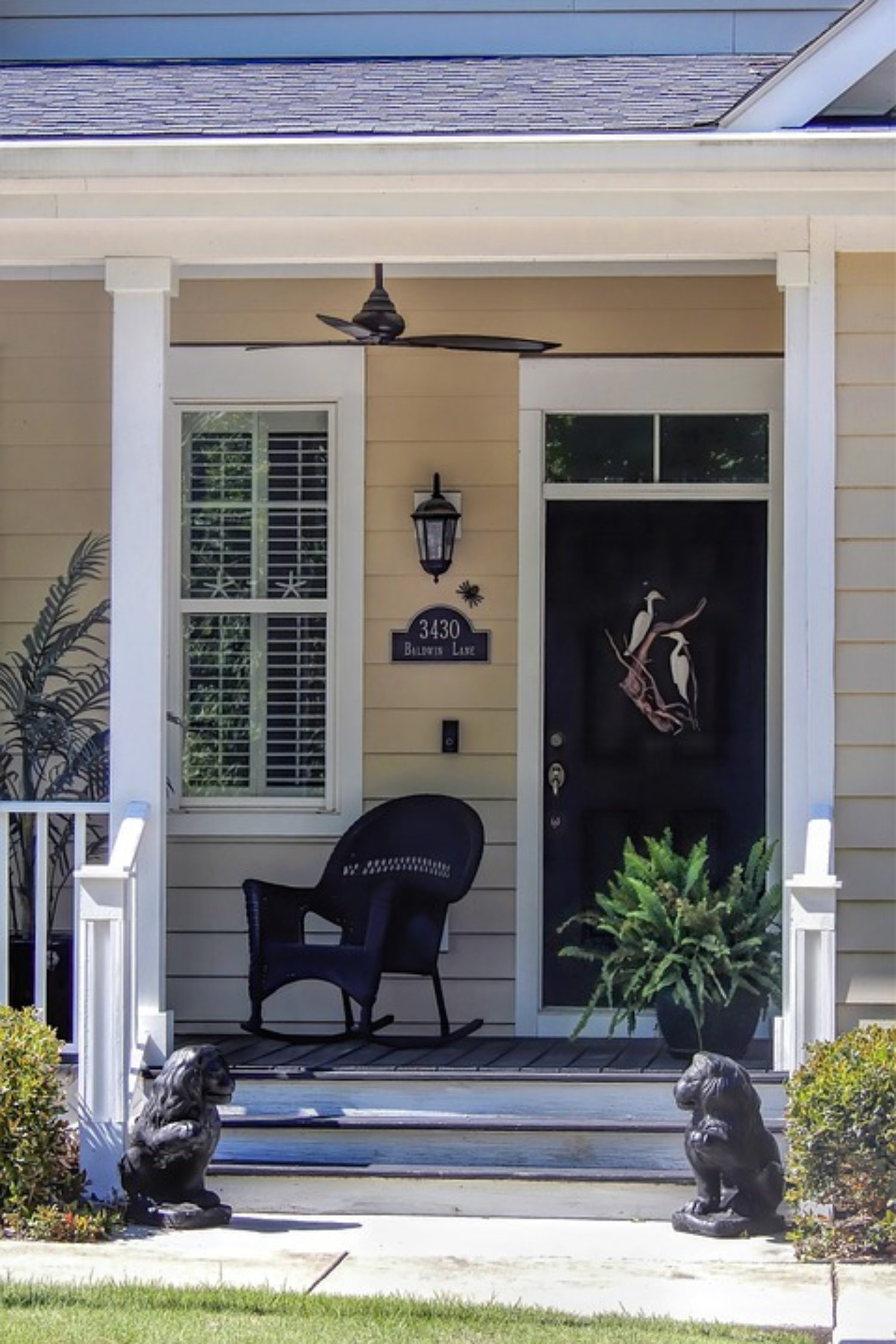 6 Tan House with Black Trim Design Ideas for Your Project | Allura USA