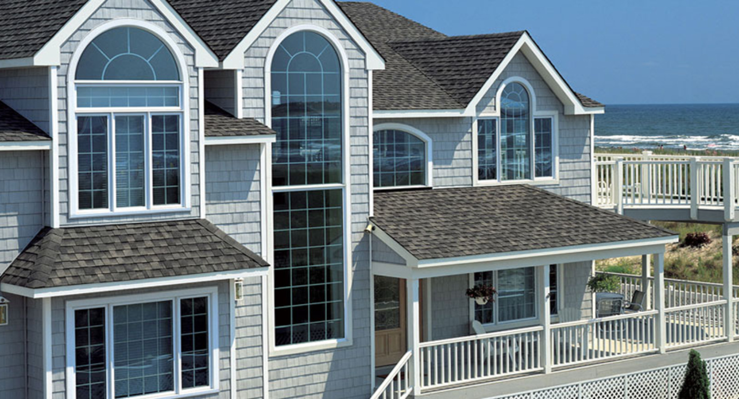 12 Stunning House Siding and Roof Color Combinations | Allura USA