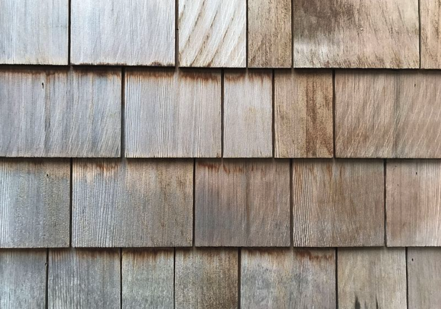 6 Issues with Vinyl Cedar Shake Siding and a Better Alternative ...