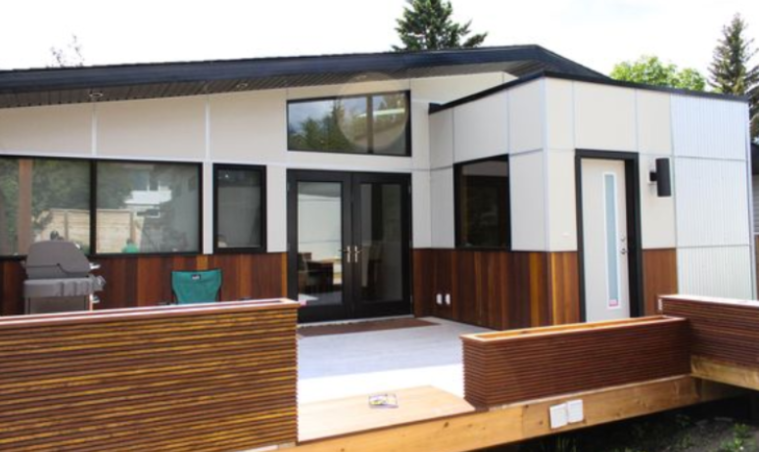 Composite Siding vs. Fiber Cement: Key Differences and Benefits ...