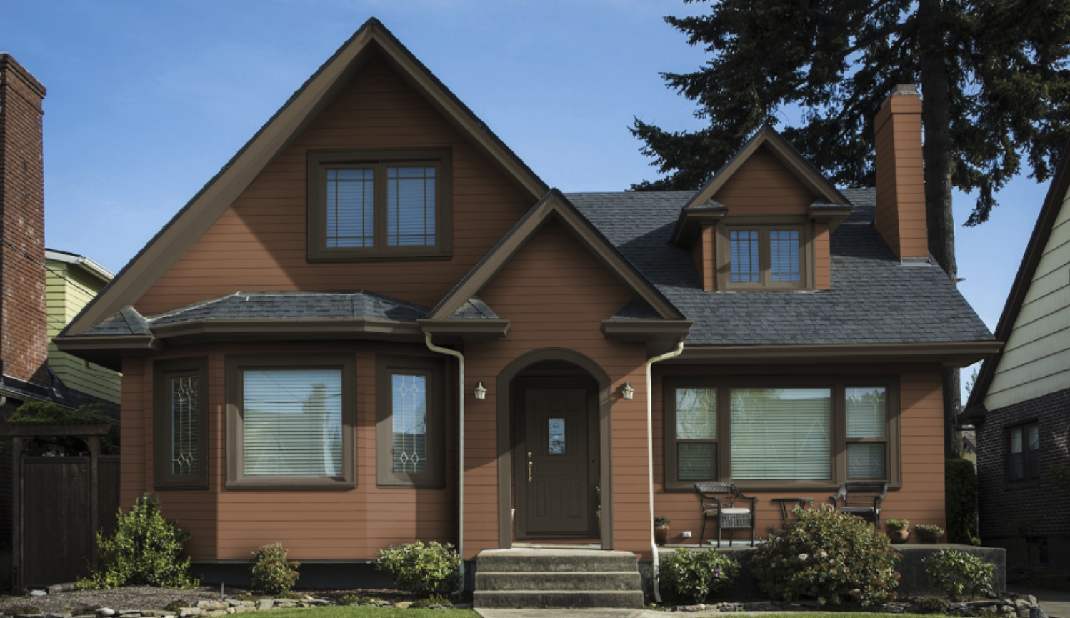 12 Stunning House Siding and Roof Color Combinations | Allura USA