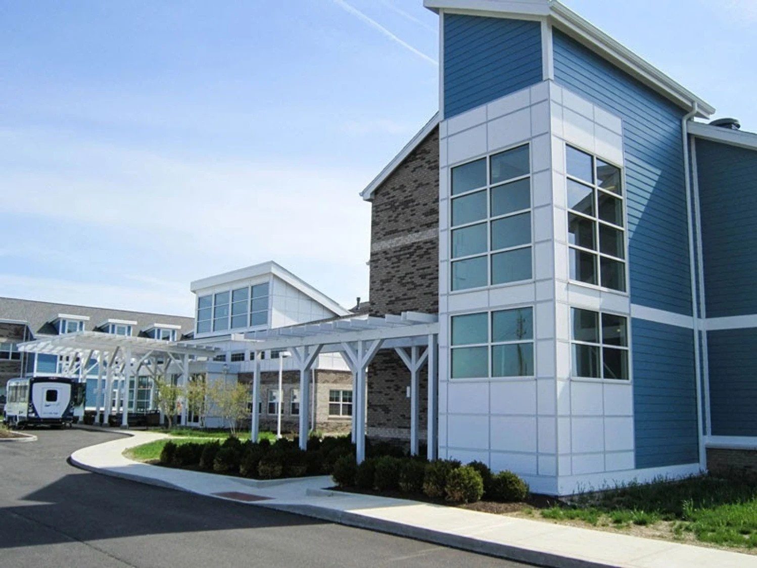 14 Cladding Design Ideas for Commercial Buildings | Allura USA