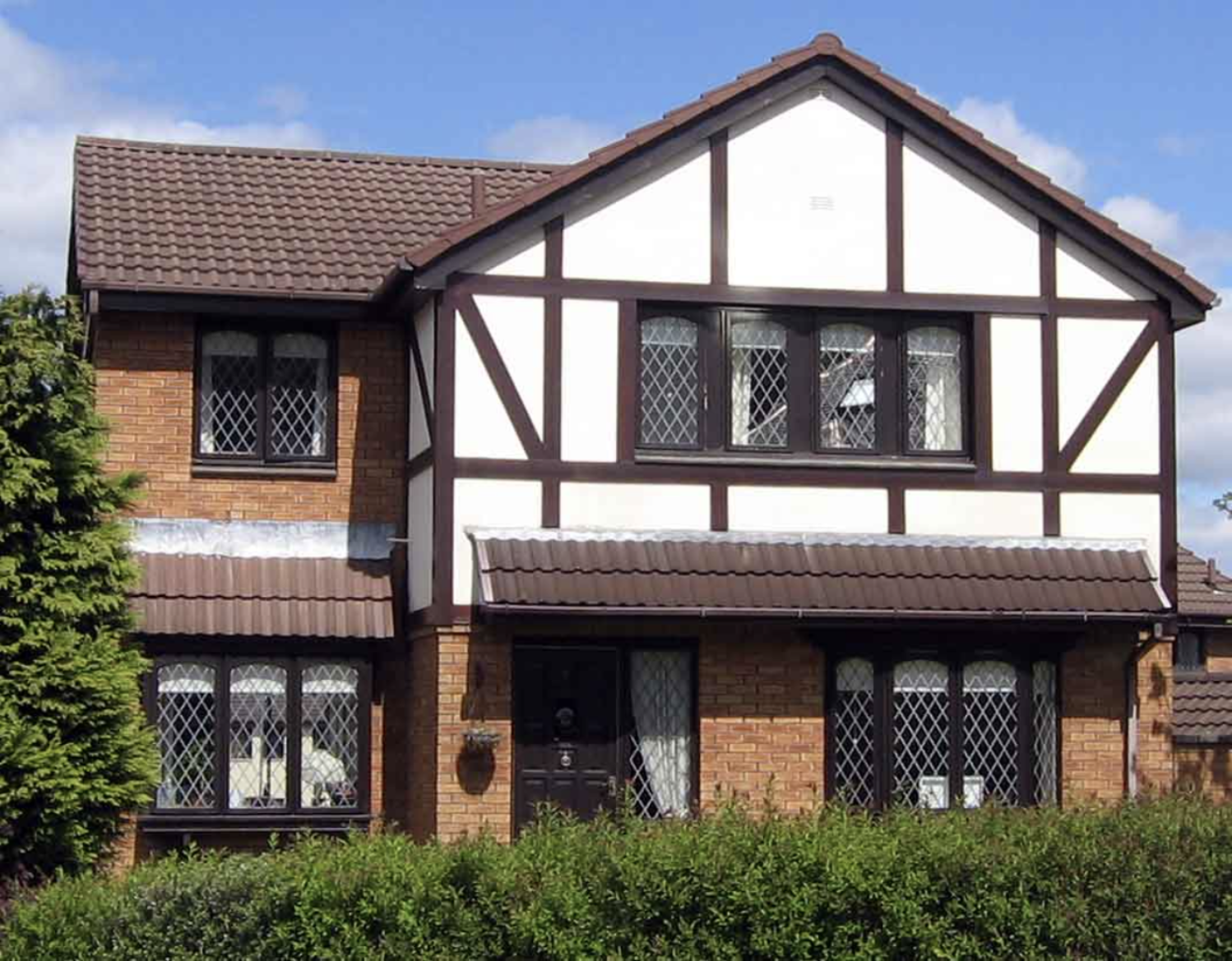 Updating a 1970s House Exterior: What You’ll Need to Know | Allura USA