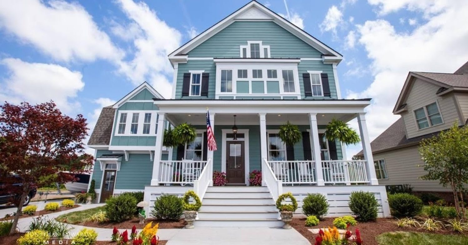 How to Choose the Right Soffit Size for a House | Allura USA